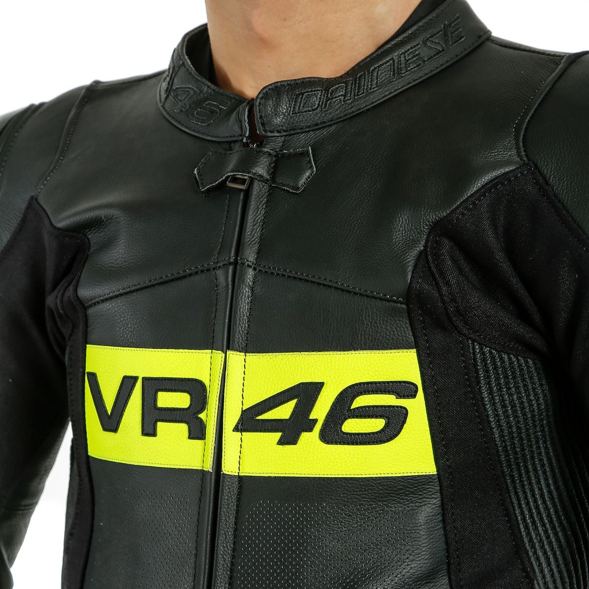Macacão Dainese Pro VR46 Tavullia Perfurado 1 Peça - Preto/Amarelo ...